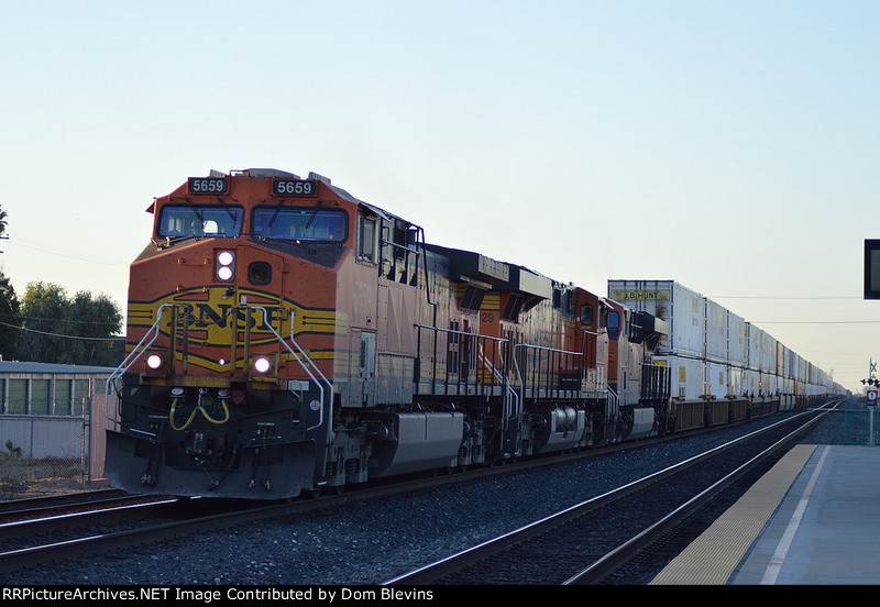 BNSF 5659